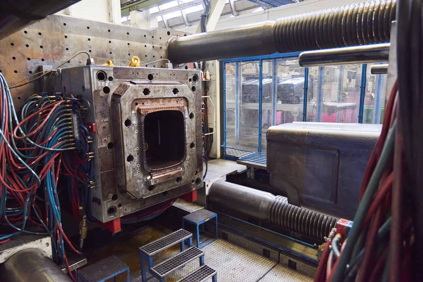 Spritzgussverfahren - Robust Plastics