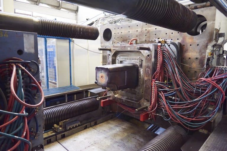 Spritzgussverfahren - Robust Plastics